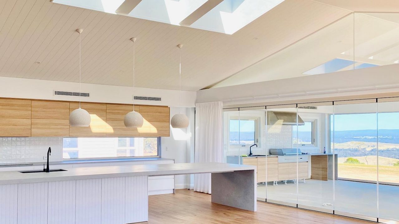 Frameless Glass Stacking Systems – Clear Edge Glass