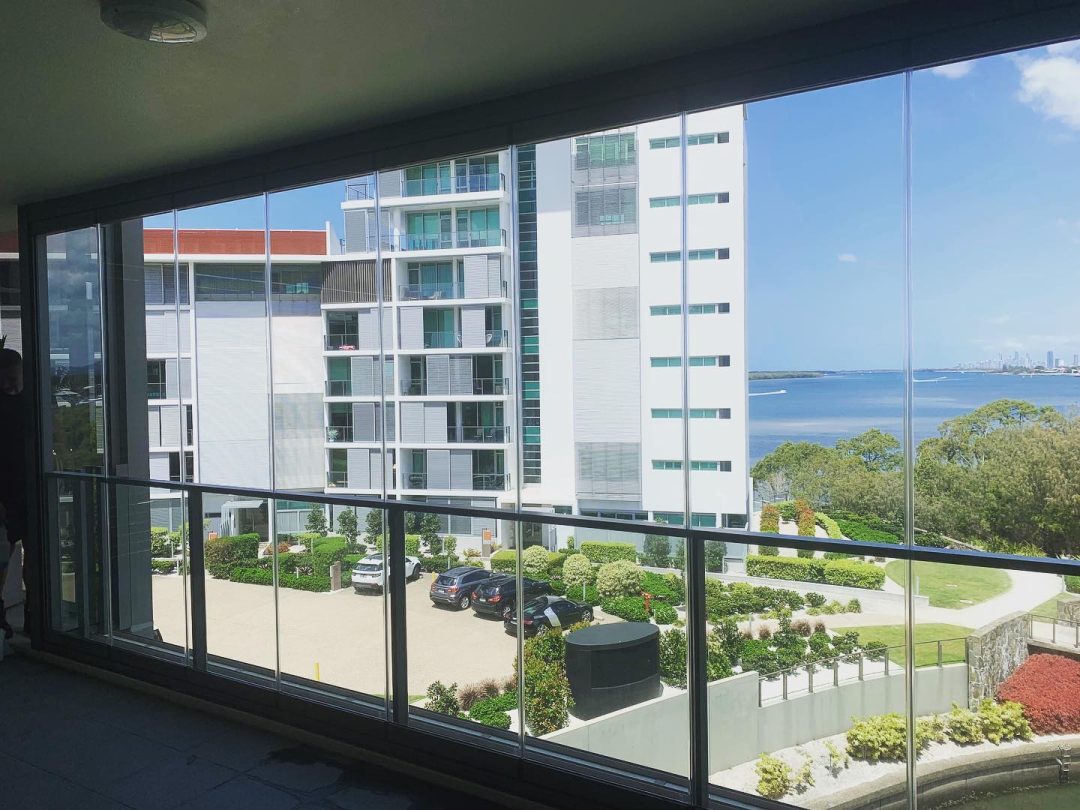 Balcony Screen - Frameless Glass - CLEAR EDGE GLASS