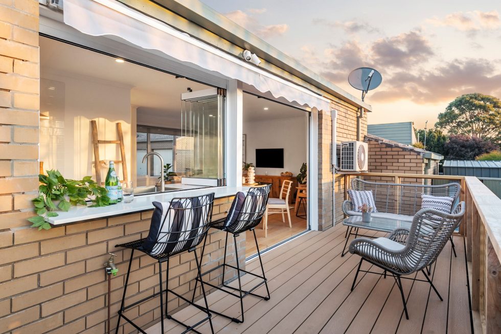 Servery Windows - CLEAR EDGE GLASS